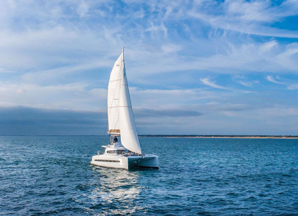 Yachts Luma - Coastal March Charter